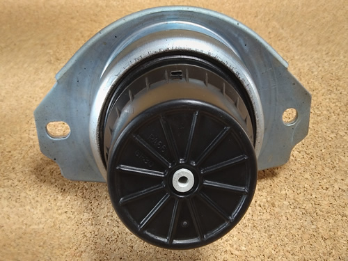 GENUINE LAND ROVER ENGINE MOUNT LR4 RANGE ROVER SPORT 10-13 3.0L DIESEL ...