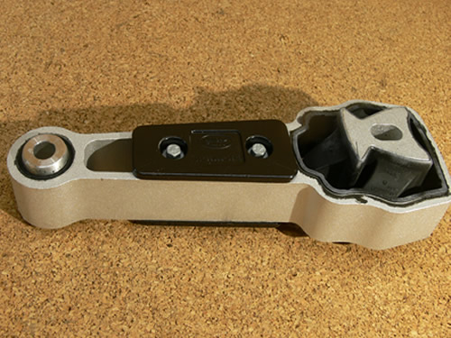 GENUINE LAND ROVER UPPER ENGINE MOUNT RANGE ROVER EVOQUE 2.0L LR030745 ...