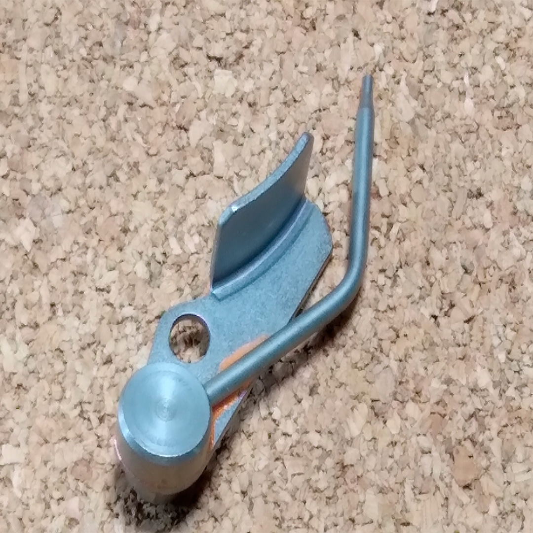 GENUINE LAND ROVER CAMSHAFT LUBRICATING JET LOWER LR4 SPORT RANGE ROVER ...