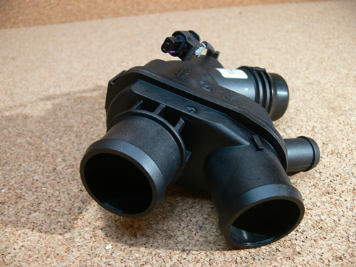 GENUINE LAND ROVER THERMOSTAT W HOUSING RANGE ROVER 15-21 LR4 RANGE ...