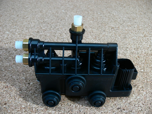 LAND ROVER AIR SUSPENSION VALVE BLOCK FRONT LR3 RANGE ROVER SPORT 05-13 ...